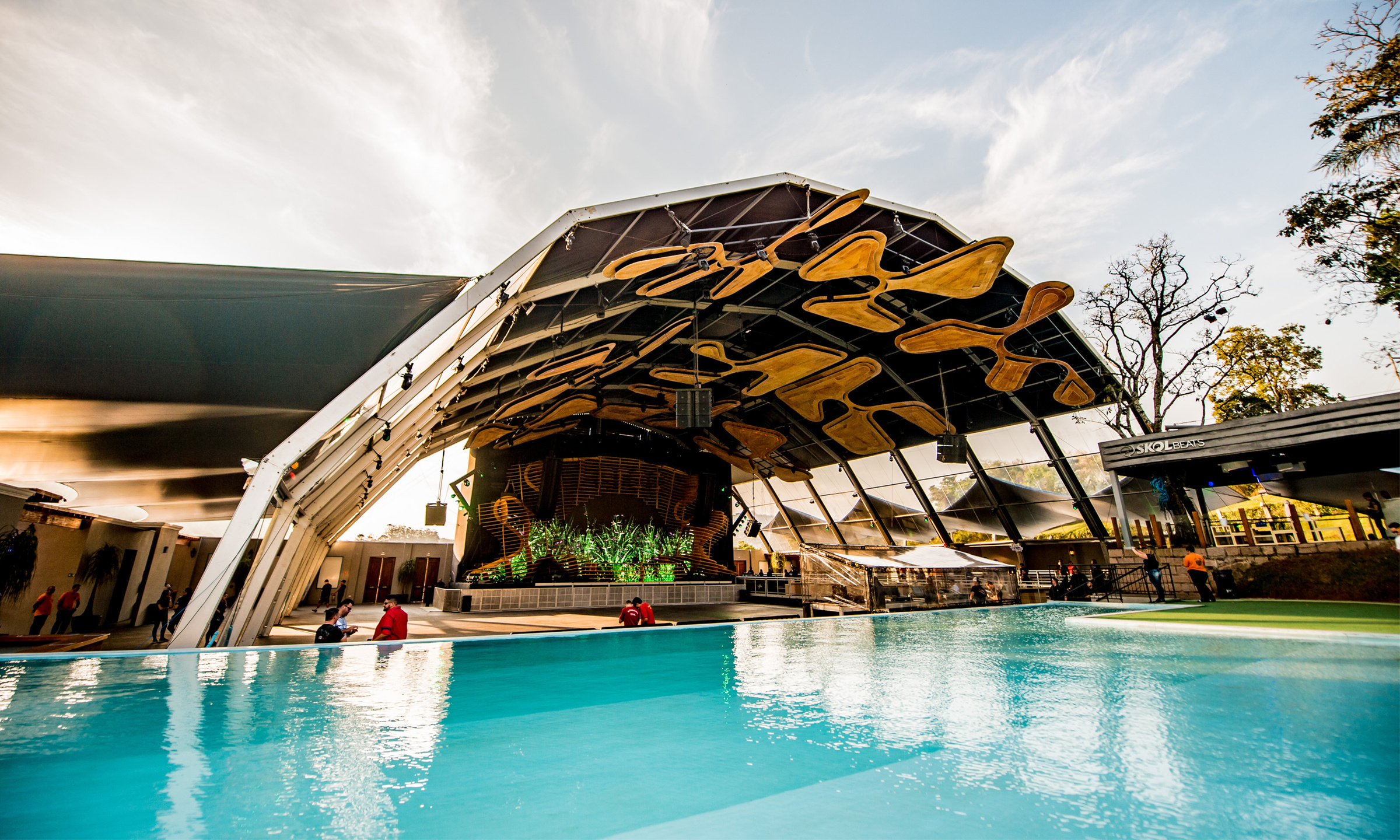 Laroc Club - Design - Addd.Studio